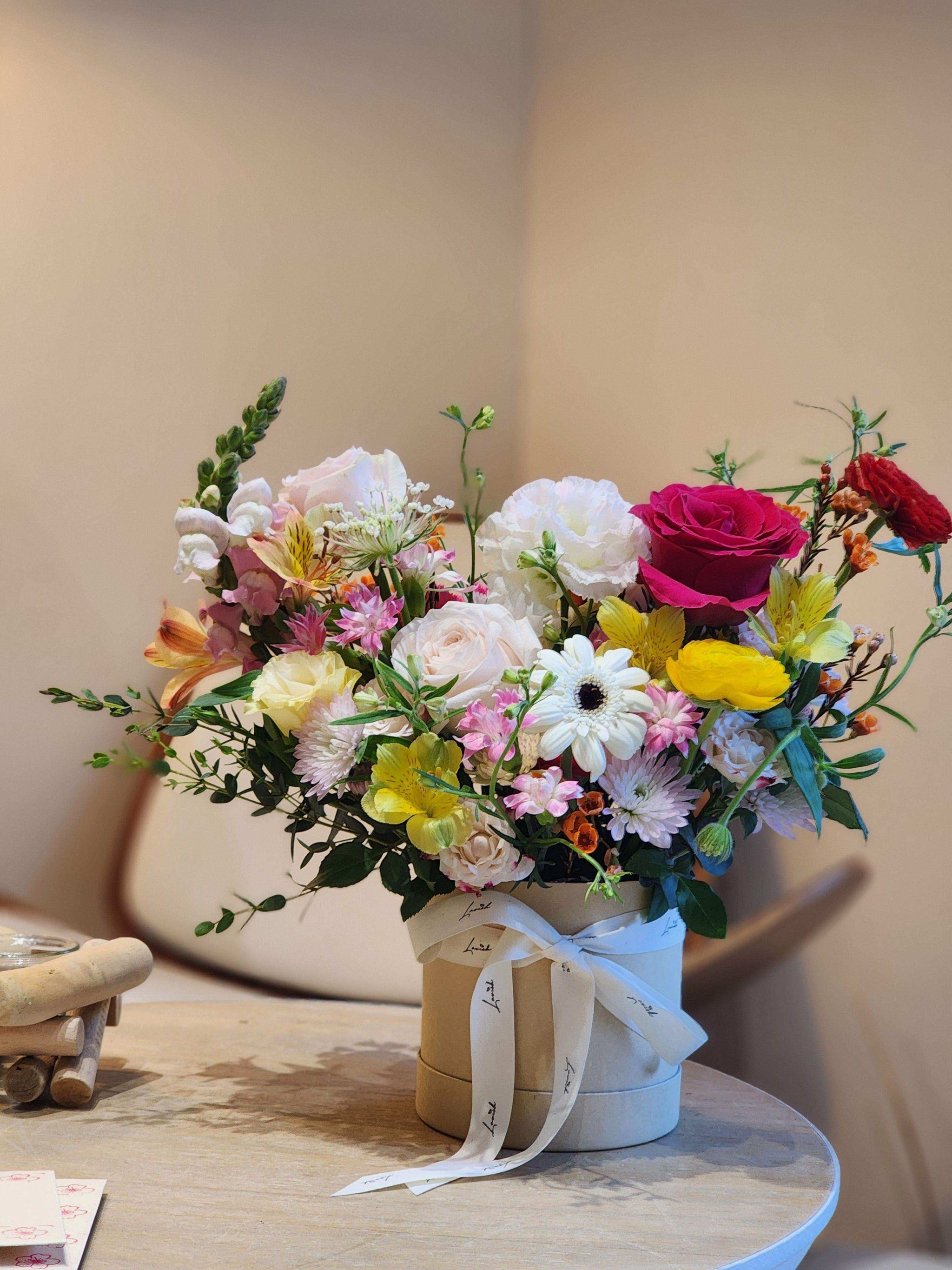 Agnes - Flower Box | Lavish Florist | Hong Kong Flower Shop